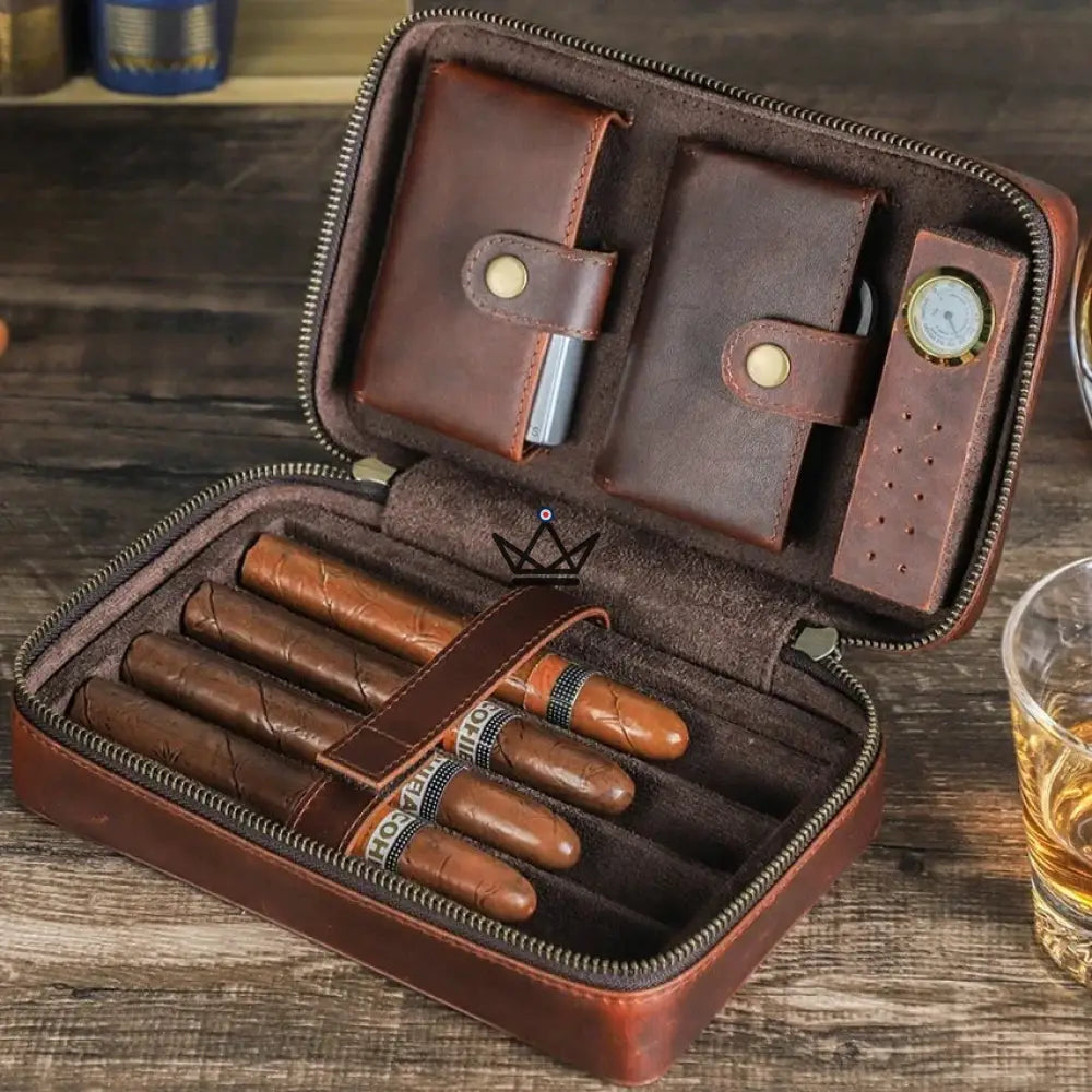 Étui à Cigares Voyageur Signature - Cuir Café, Personnalisable – Atelier Atypique